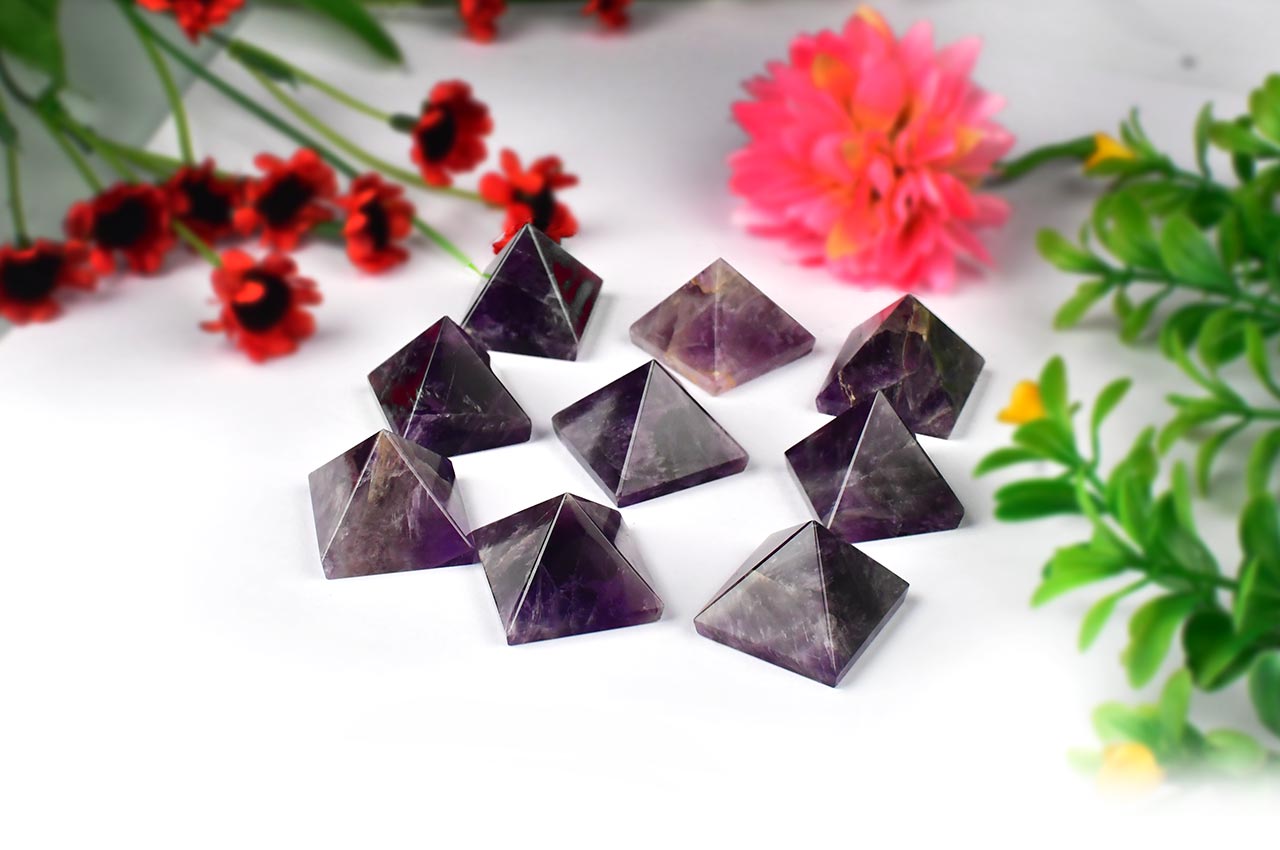 Amethyst Pyramid - Rudra Centre