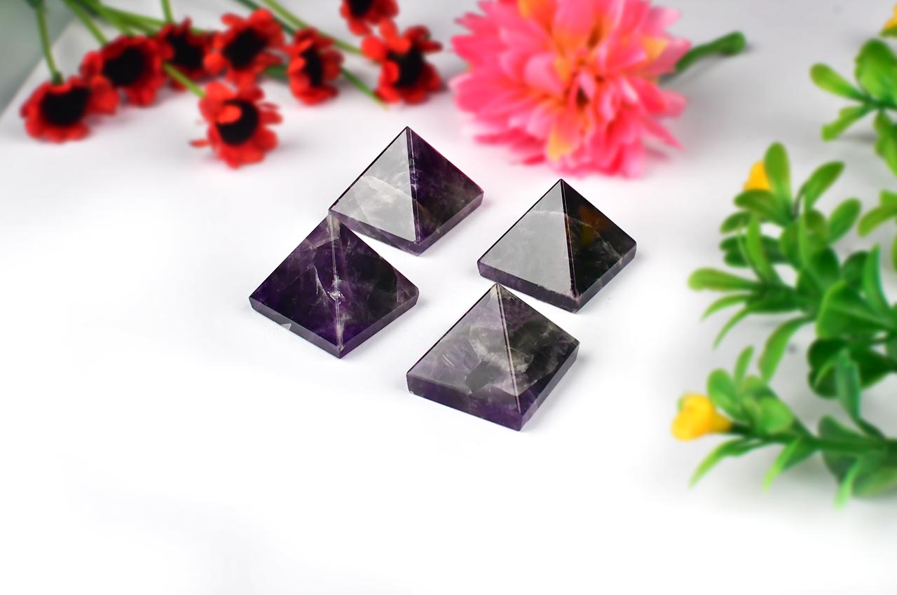 Amethyst Pyramid - Rudra Centre