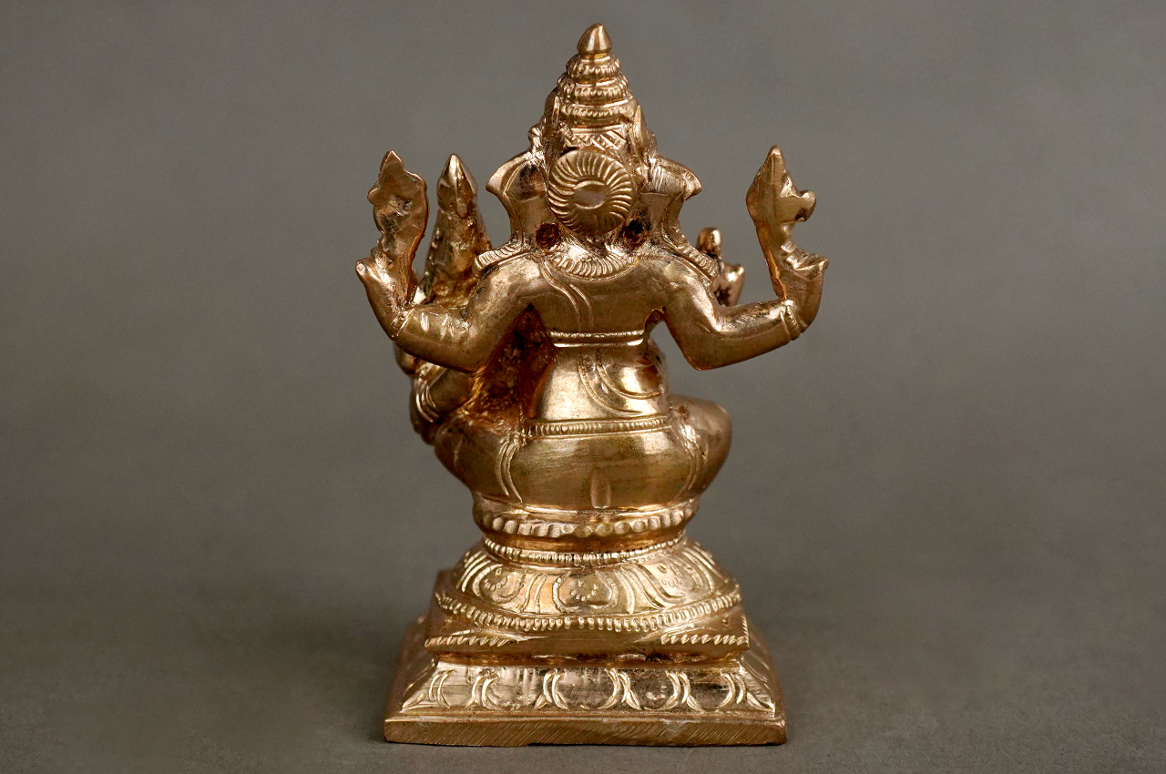 Uchishta Ganapathi Bronze Idol - Rudra Centre
