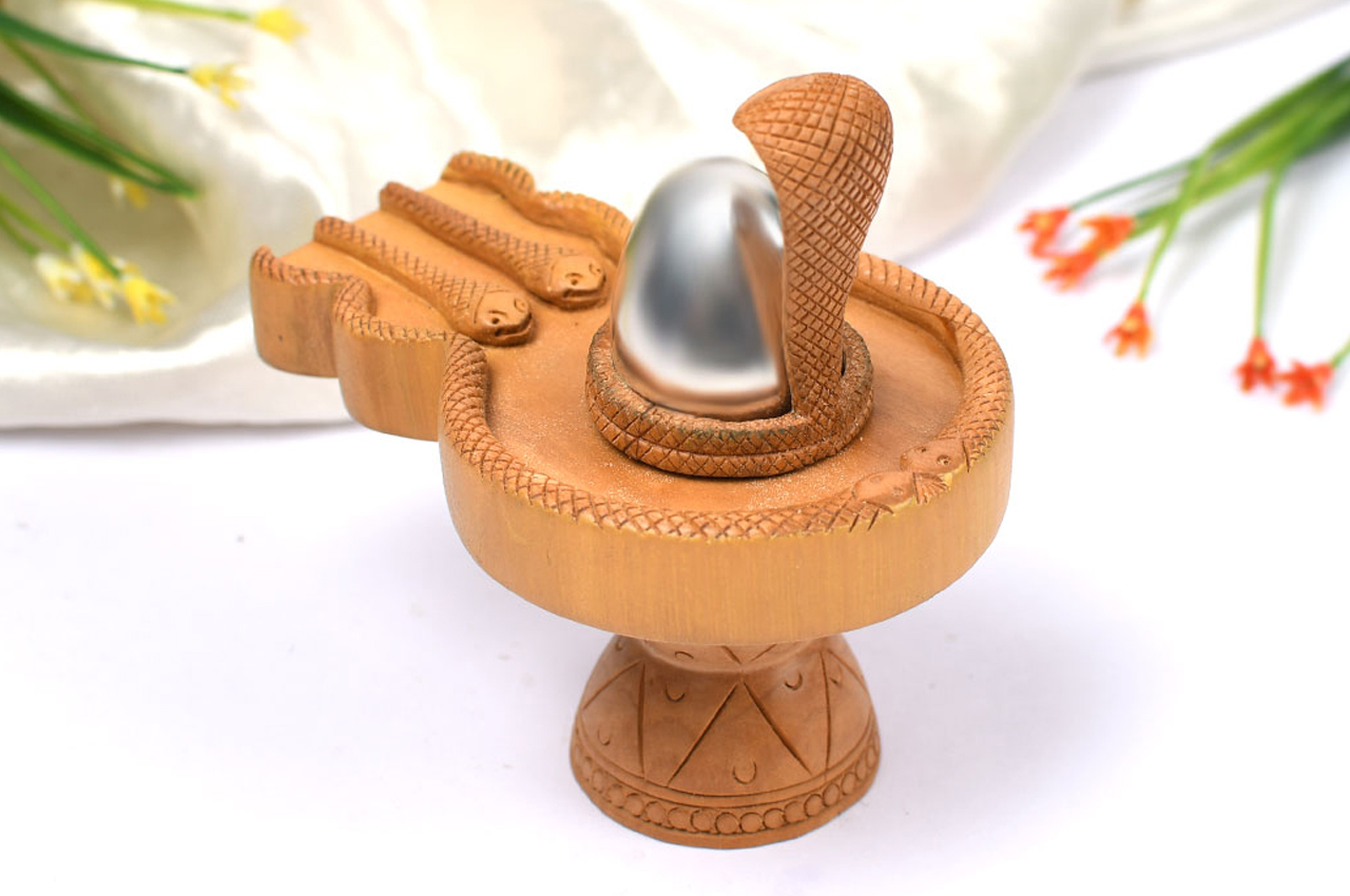Parad Lingam on Sandalwood Yoni Base - Rudra Centre