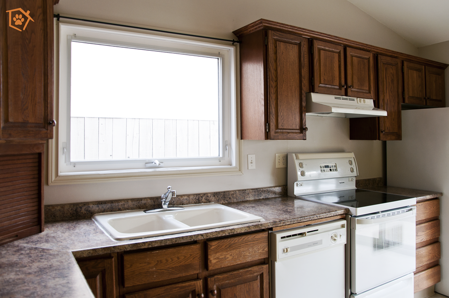 1537 St Francis Rd N, Lethbridge, AB T1H 5A2 | Renters Choice ...