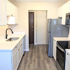 265 Silver Lake Rd - 302, New Brighton, MN 55112 | EIG Property Management