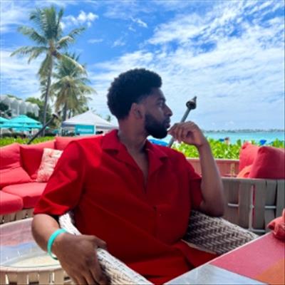 Ajani Thompson (ajanithompson) on DraftKings Social