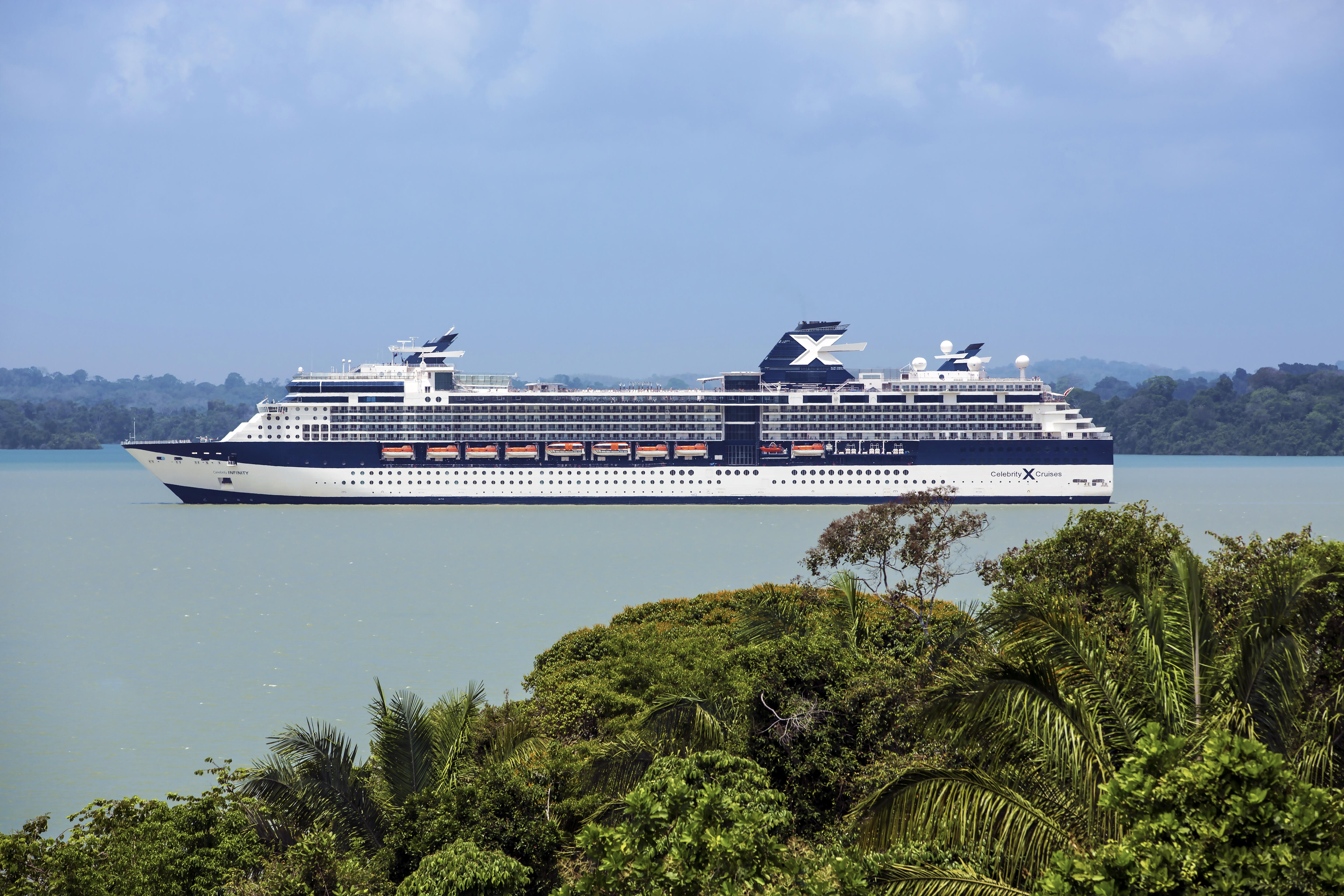 Celebrity Ship Infinity 60 Photos - Moonagedaydream.film