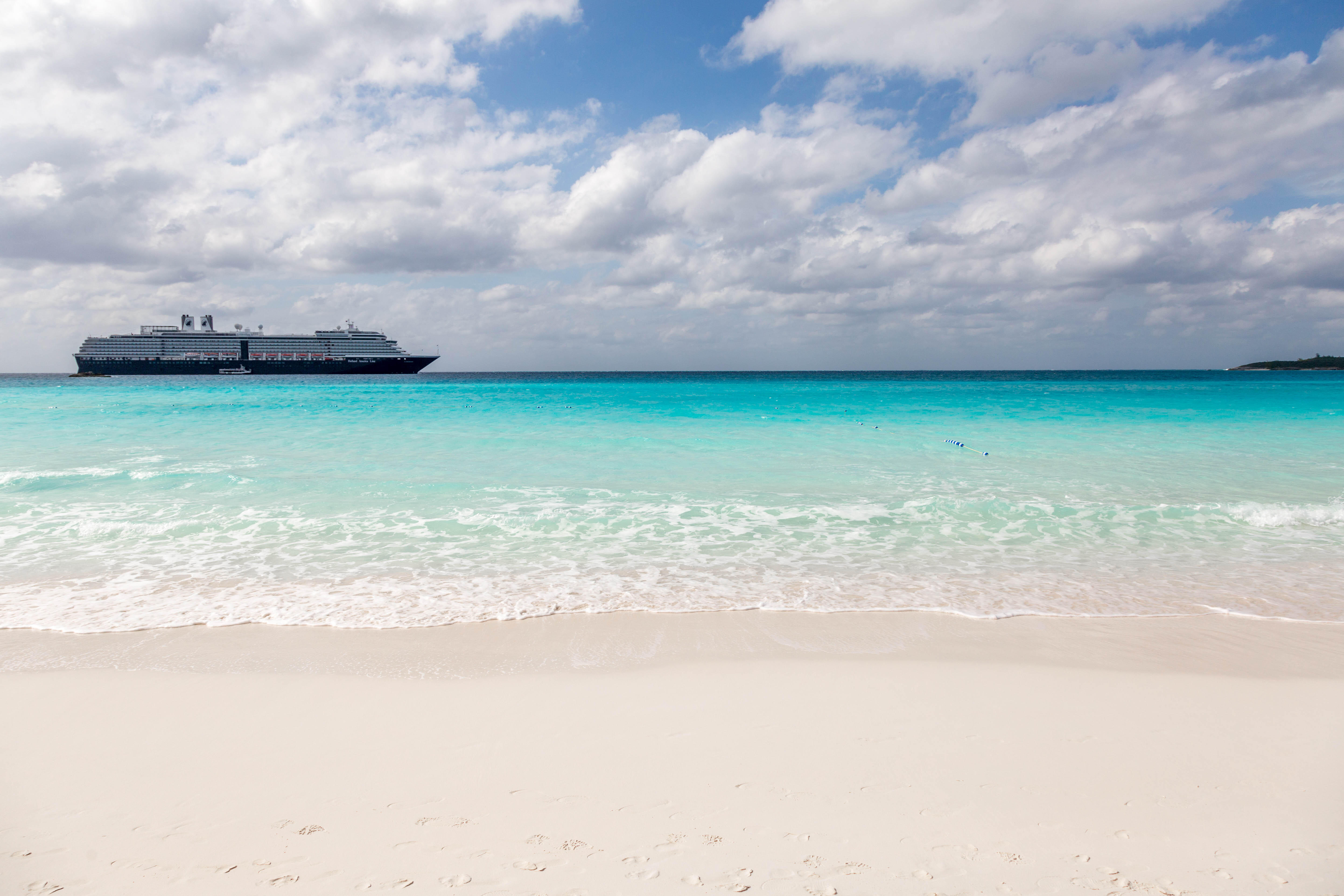 21 Signs You're a Cruise Addict