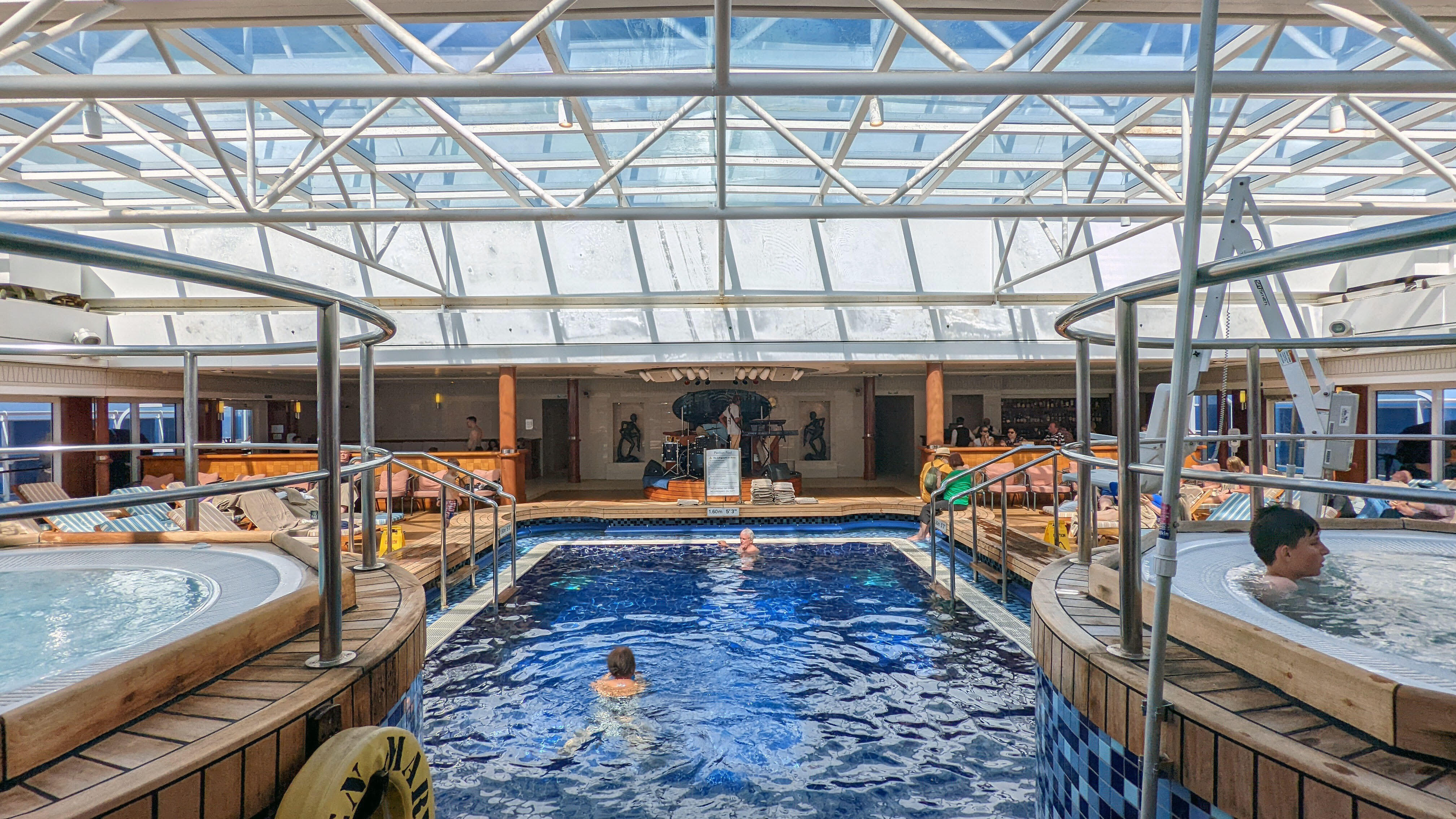 Pool Queen Mary Second Class