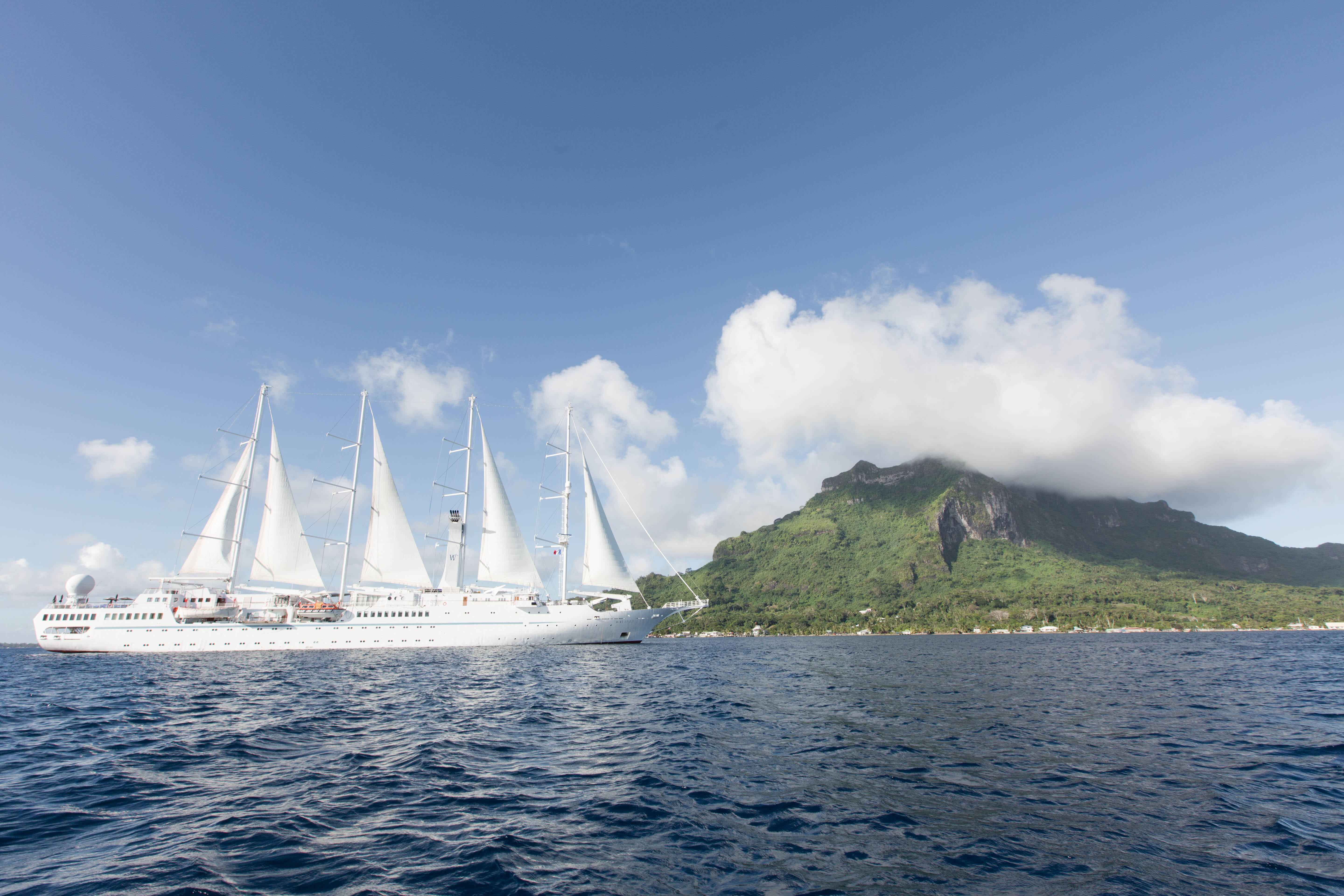 Windstar Cruises Sailing Yacht vs. Motor Yacht