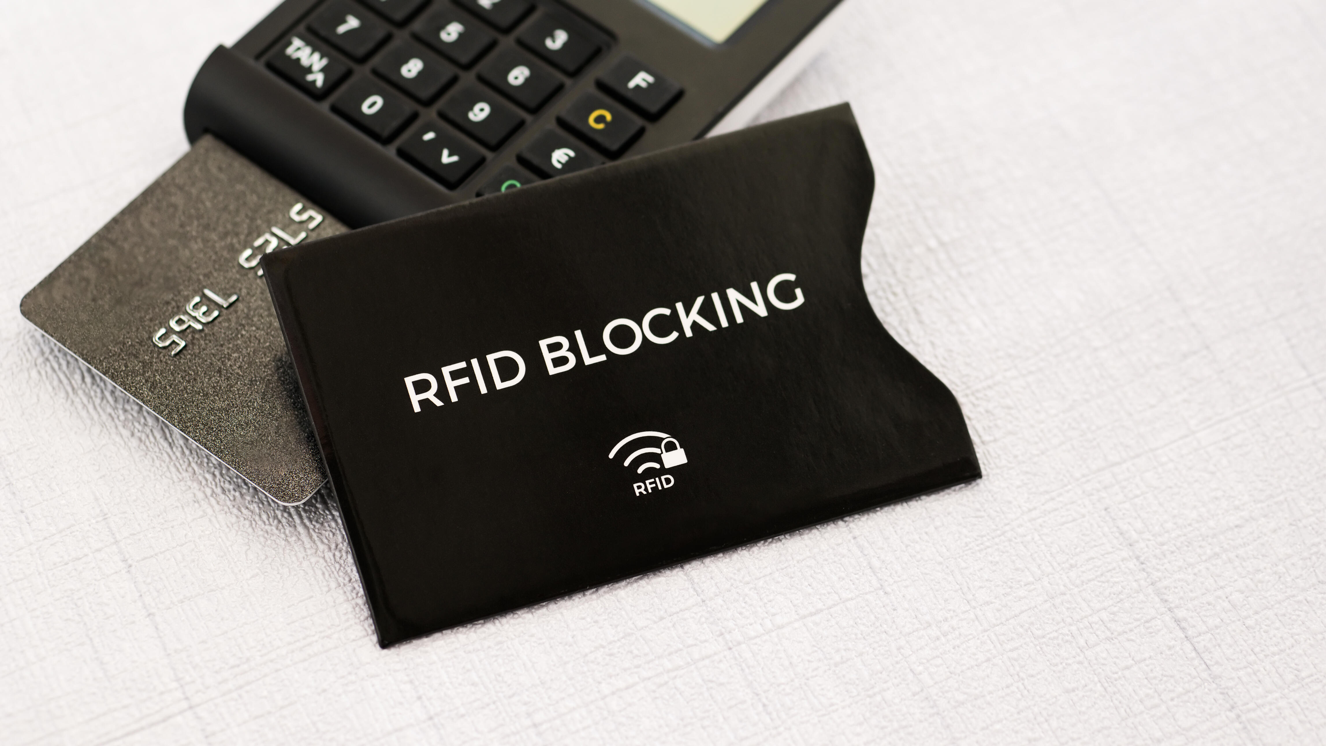 Pickpocket-Proof and RFID-Blocking Gear to Keep Your Stuff Safe on a Cruise