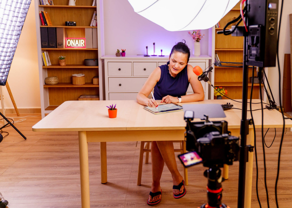 Guide to Live Streaming Equipment: Essential Gear for High-Quality ...