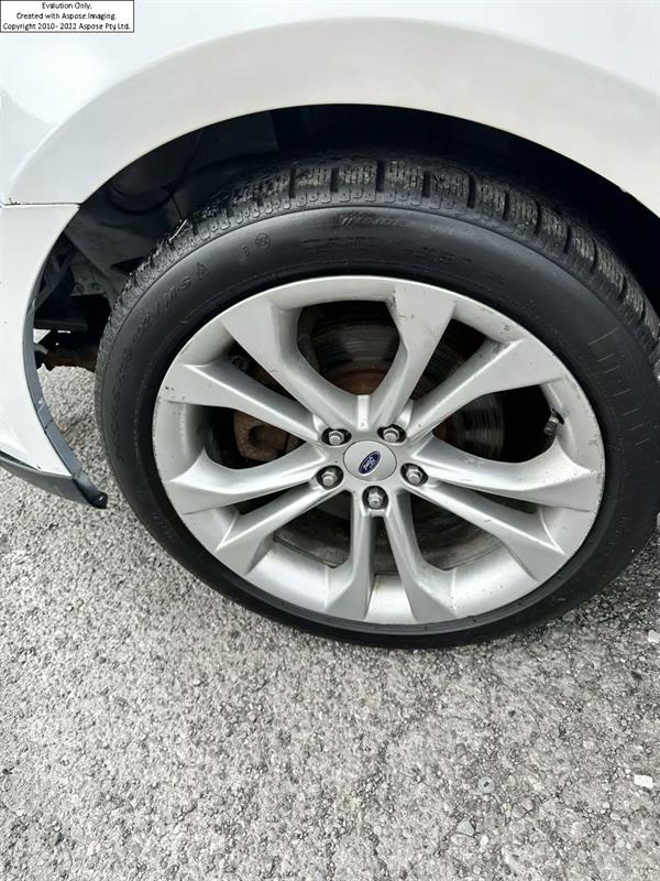 Used Ford Taurus 2013 for sale in Laval, Quebec | 16324986 | Auto123