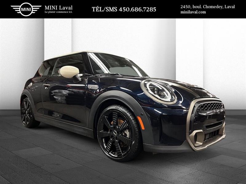 Used 2024 MINI Cooper 3-door with 21,741 km for sale at Otogo