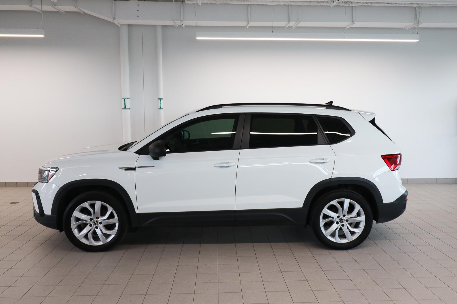 Used 2023 Volkswagen Taos with 41,104 km for sale at Otogo