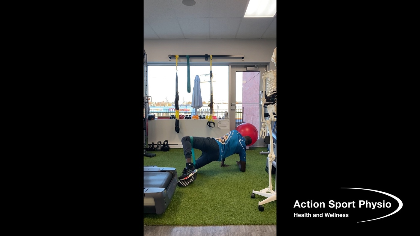 Video: Sacroiliac joint – strengthening exercise | Action Sport Physio