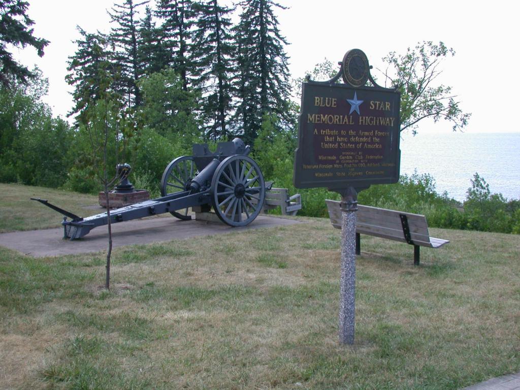 US gun in Wisconsin looking - Axis History Forum