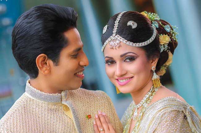 චතුර සේනාරත්න යුග දිවියට