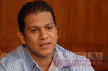 අත්අඩංගුවට ගත් දුමින්ද සිල්වා බන්ධනාගාර නිලධාරීන්ගේ භාරයට