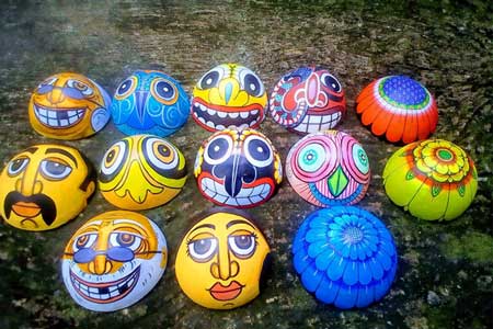 නිර්මාණ...