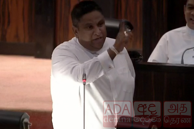 බැරි වුණොත් අයින් වෙනවා -චාමර සම්පත්