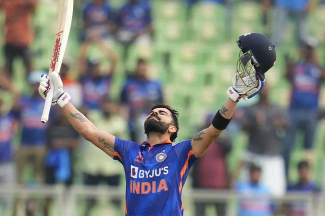 ශ්‍රී ලංකාව ට දැවැන්ත ඉලක්කයක්