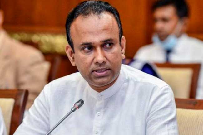 කර්මාන්ත ඇමති දැඩි ප්‍රතිපත්තියක