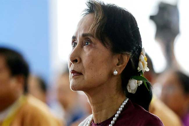 අවුන් සාන් සුකී නිවාස අඩස්සියට