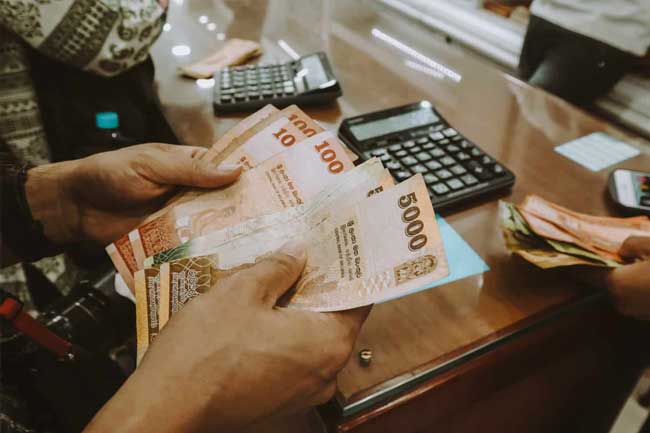 මූල්‍ය ආයතනයක් හරහා රු කෝටි 990ක වංචාවක්