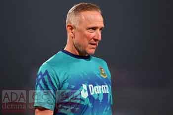 බංග්ලාදේශ කණ්ඩායමේ ප්‍රබල පුහුණුකරුවෙක් ඉවත් වෙයි