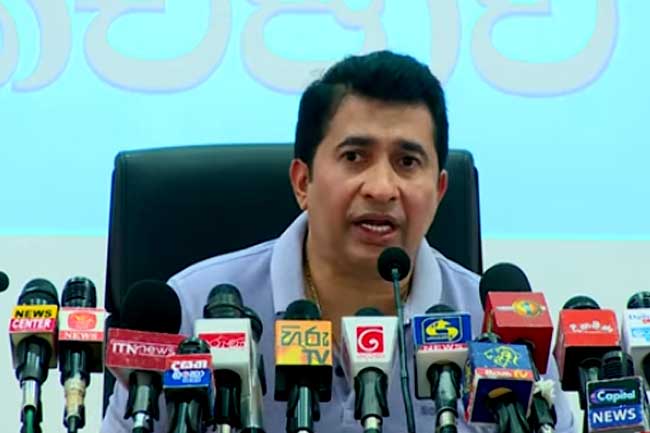 කෝප් කමිටුවට සිදුවූ දේ රොෂාන් හෙළිකරයි