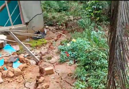 තවත් නිවසක් නායයයි