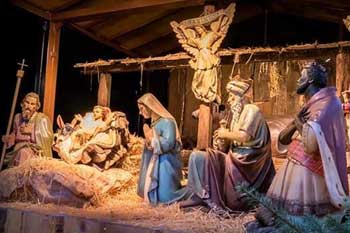 අසිරිමත් නත්තල උදාවෙයි