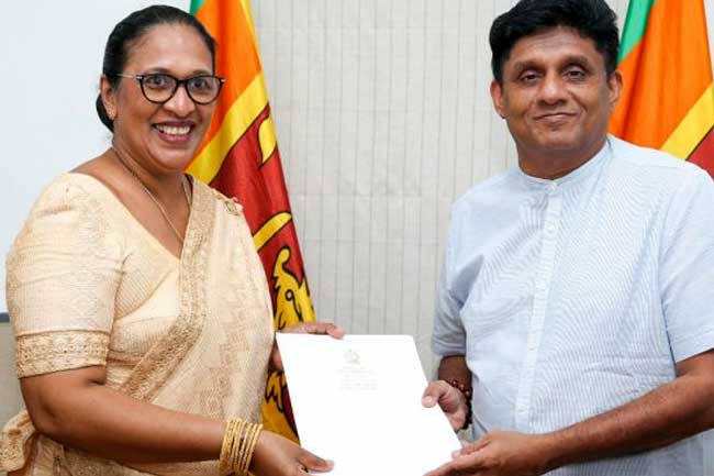 සජබයට ගිය දේවිකාට තනතුරු රැසක්
