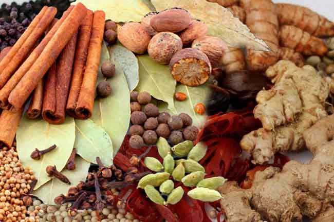 ඉඟුරු, ගම්මිරිස්, කහ ඇතුළු කුළුබඩු වර්ග ආනයනයට අවසර