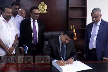 නියෝජ්‍ය අමාත්‍ය මහින්ද ජයසිංහ වැඩ අරඹයි