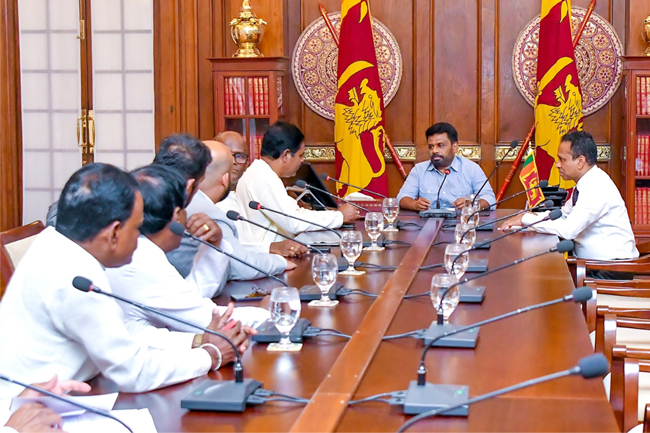 ජනපති ITAK මන්ත්‍රීවරු හමුවෙයි