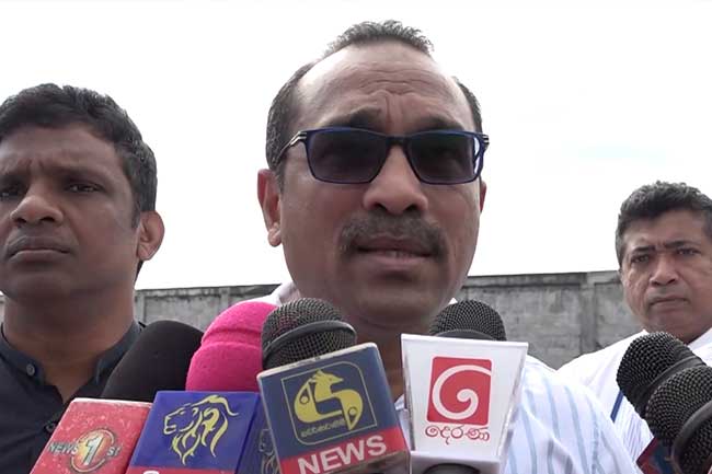 ජනාධිපතිගේ උපදෙස් අනුව වැඩ වෙන්නේ නෑ - බිමල්