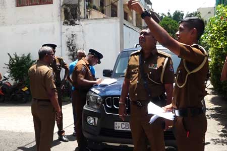 වැල්ලවත්තේ ගොඩනැගිල්ලකින් ඇදවැටී පුද්ගලයෙක් මරුට