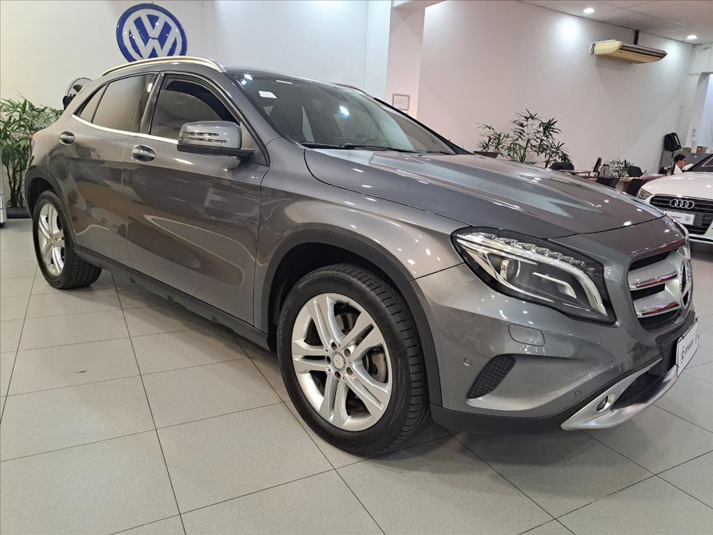 GLA 250 2.0 16V TURBO GASOLINA ENDURO 4P AUTOMÁTICO