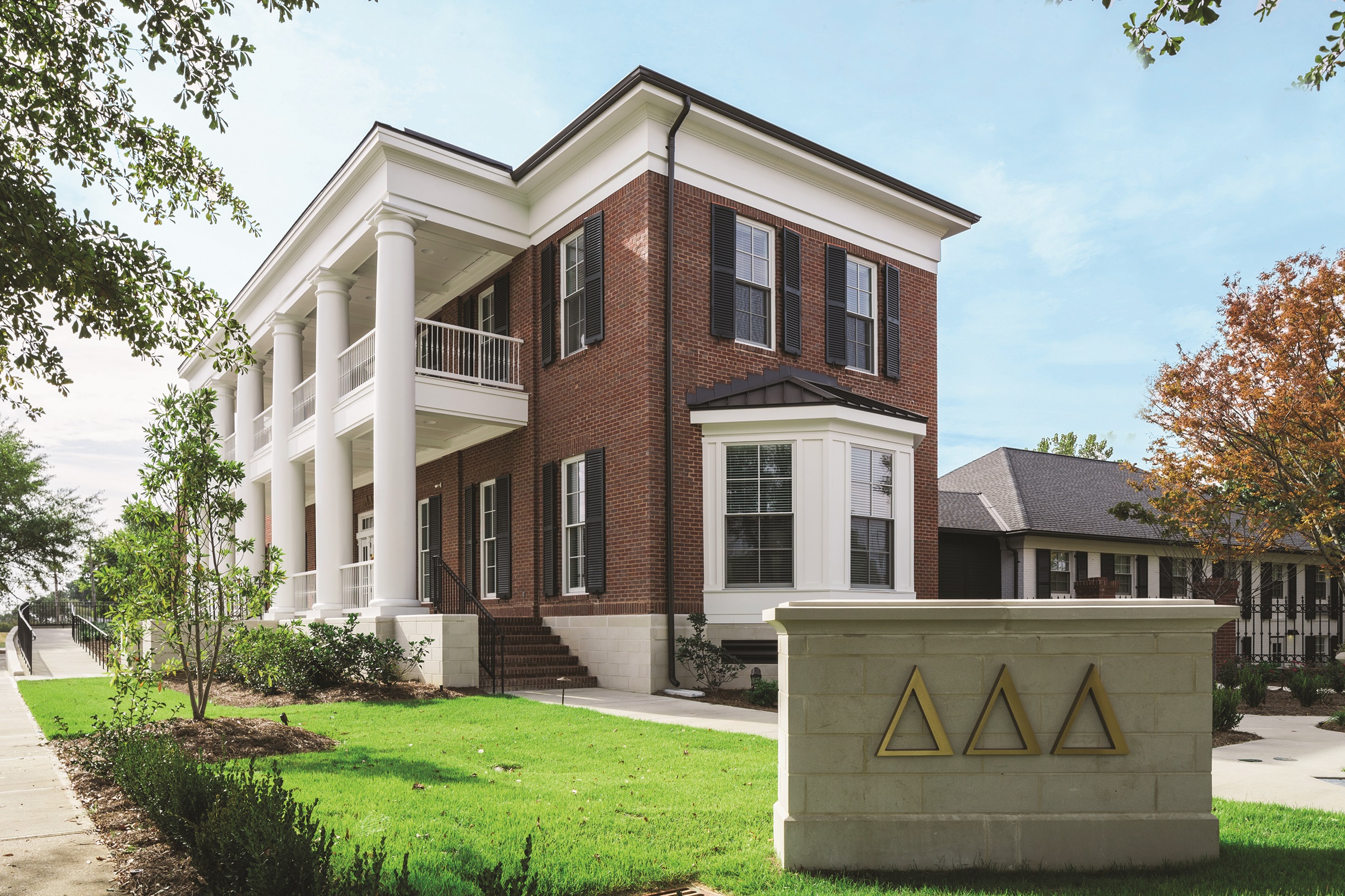 Living Experience | Tri Delta at University of Arkansas