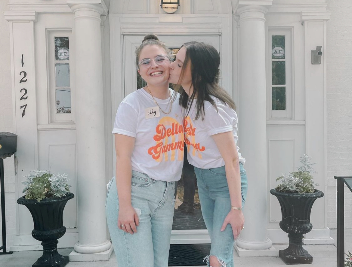 Home | Delta Gamma at Drake University