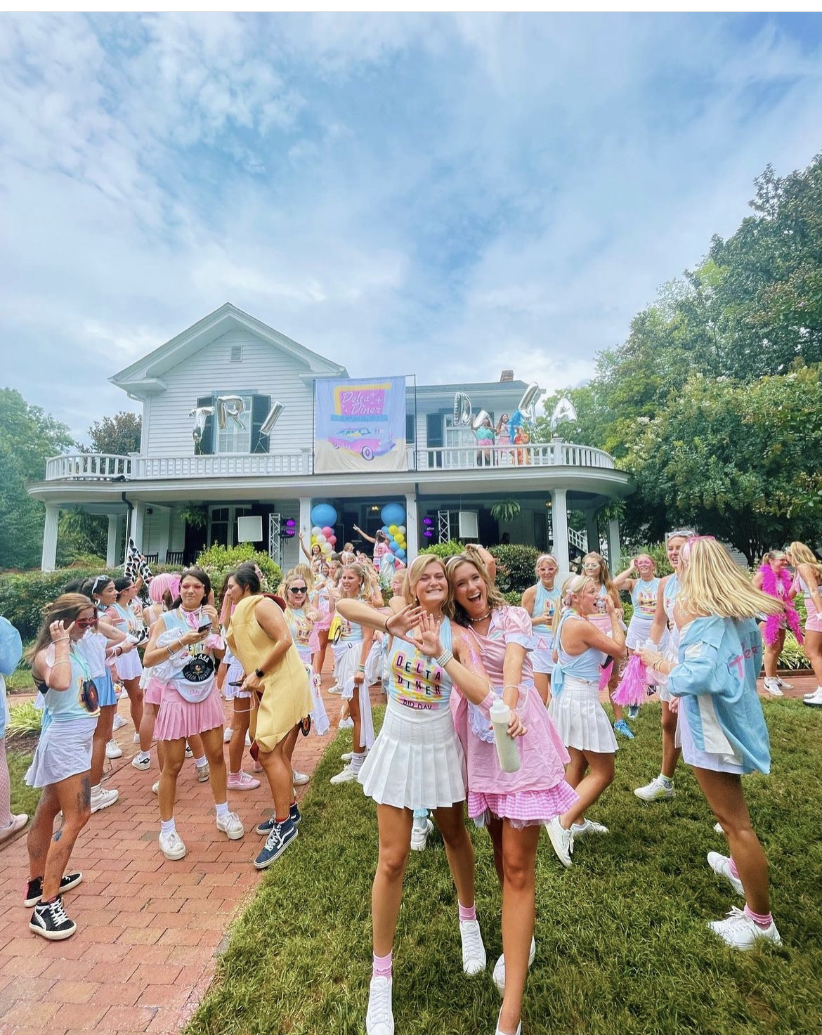Home | Tri Delta at The University of North Carolina at Chapel Hill