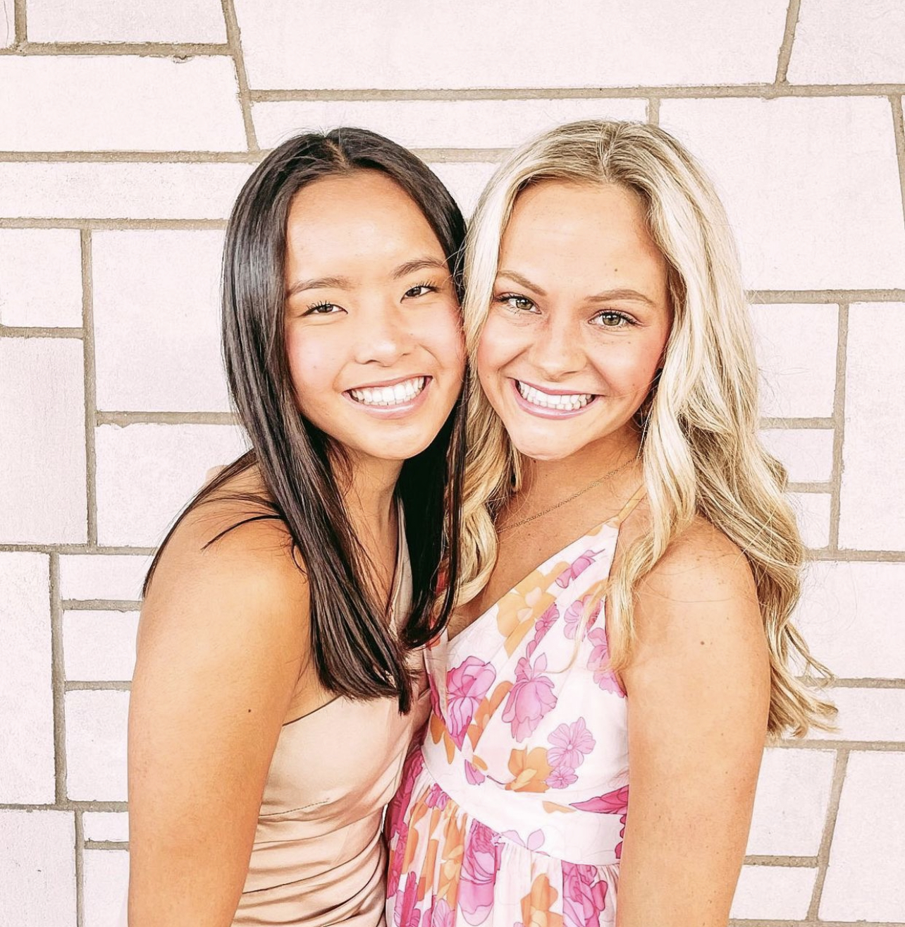 Home | Tri Delta at University of Arkansas