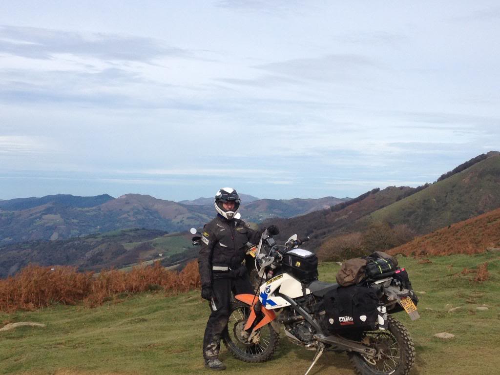 Mr Stringfellow and Mr Poppins trek Northern Espana ...