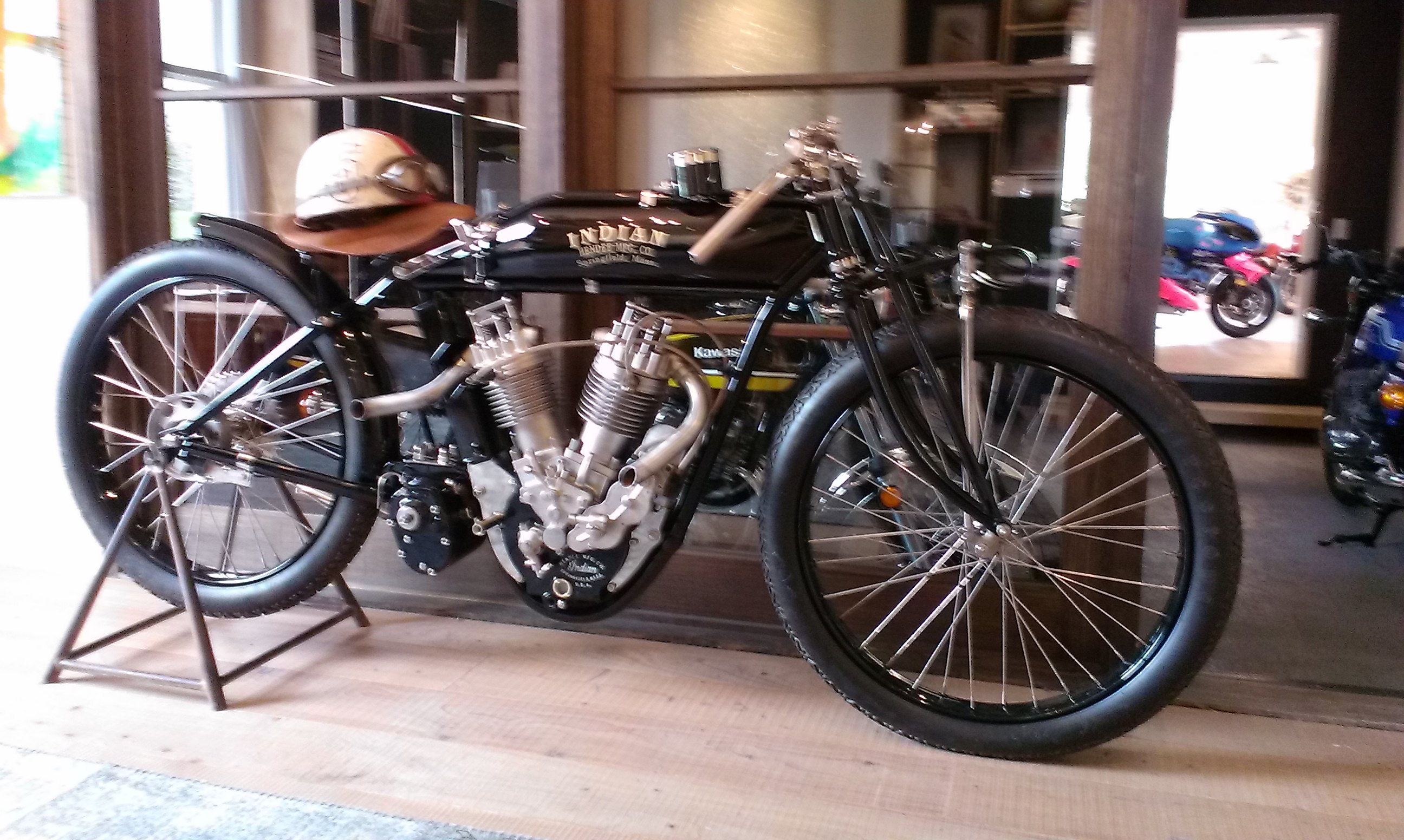 V8 Indian | Adventure Rider