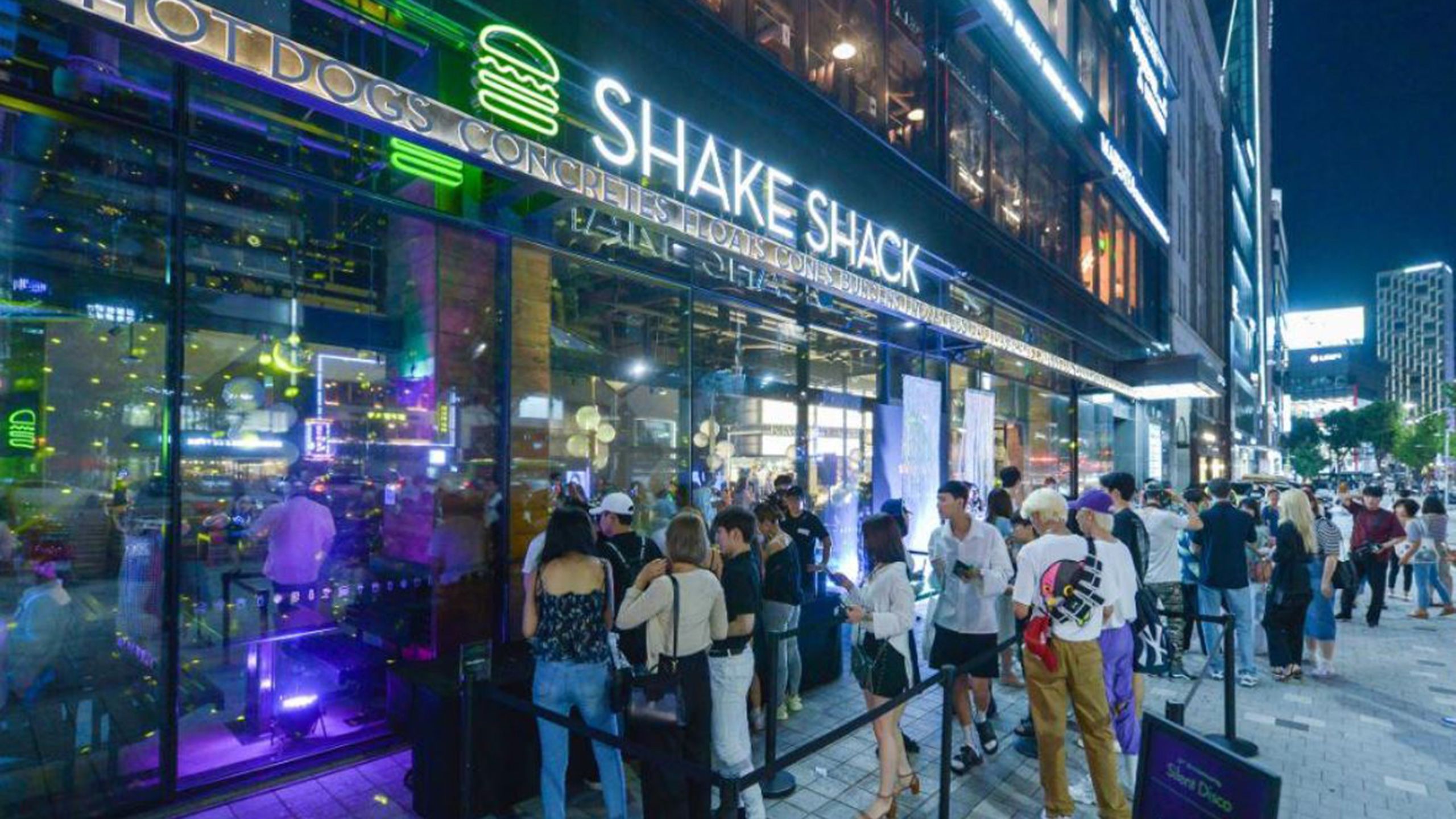 Chowing Down at Shake Shack