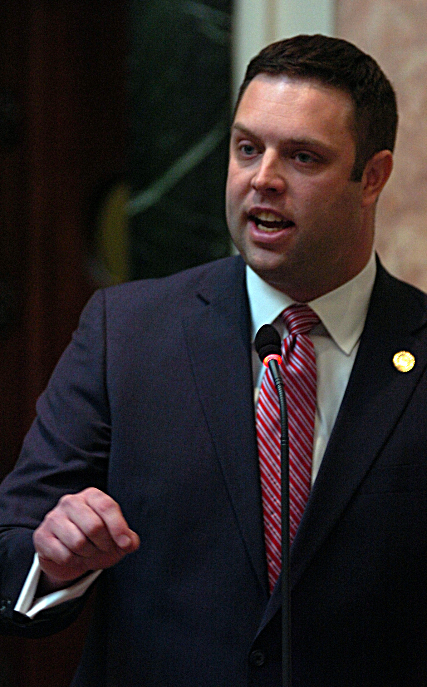 KY House passes bill to hurry construction of veterans’ nursing home