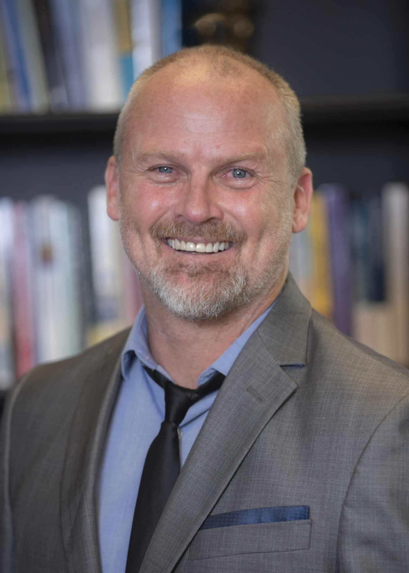 UofL political scientist wins prestigious faculty award