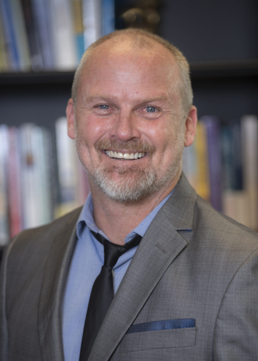 UofL political scientist wins prestigious faculty award