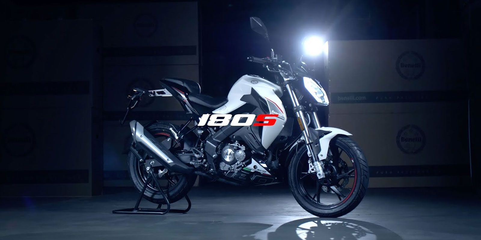 Agrobikes | Benelli | 180 S