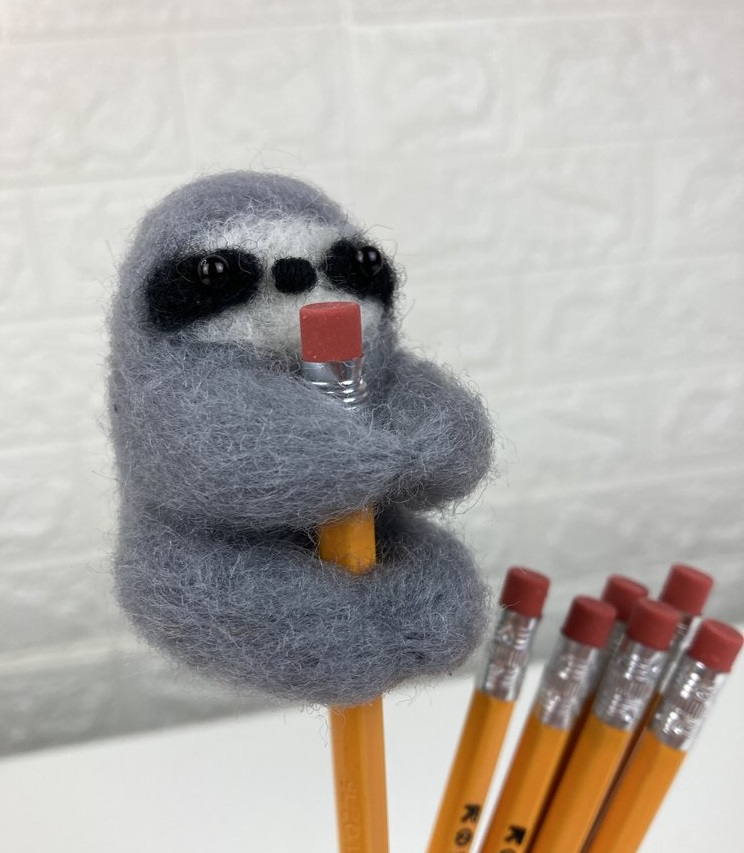 05/08/2025 | Felted Sloths with Pop-Up Art School | Abbot Public Library