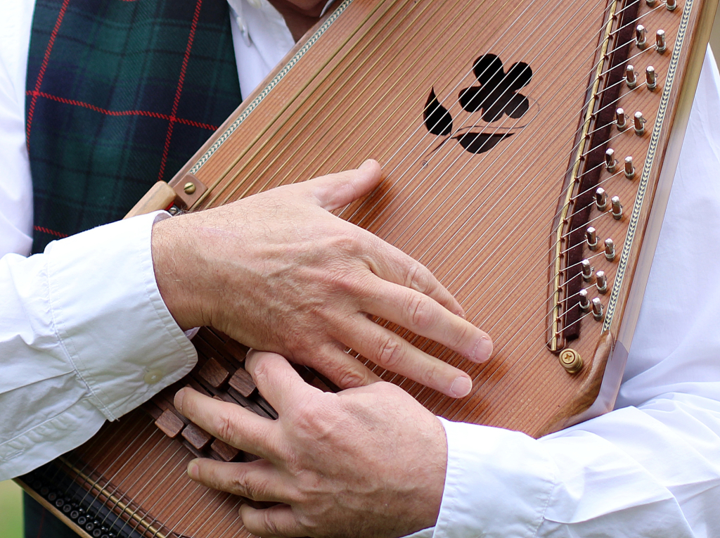 03/19/2025 | Celtic Music with Jeff Snow | Derry Public Library